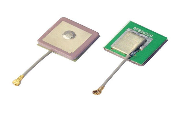 세라믹 안테나의 내부 구조물이 무엇입니까?